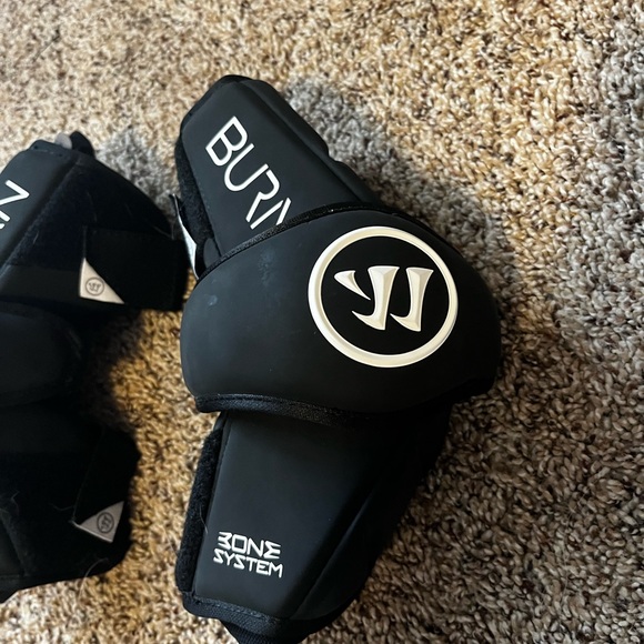 Other | Unisex Warrior Lacrosse Burn Elbow Guards | Poshmark